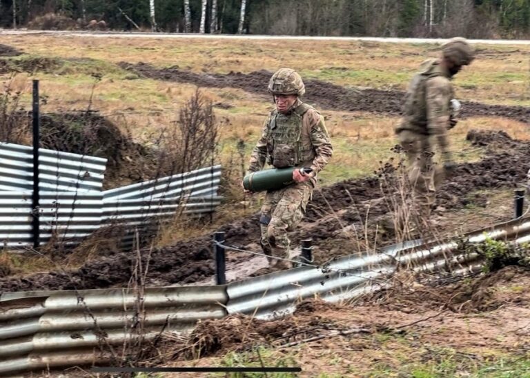 British contingent with NATO eFP Battlegroup Estonia showcases advanced ...