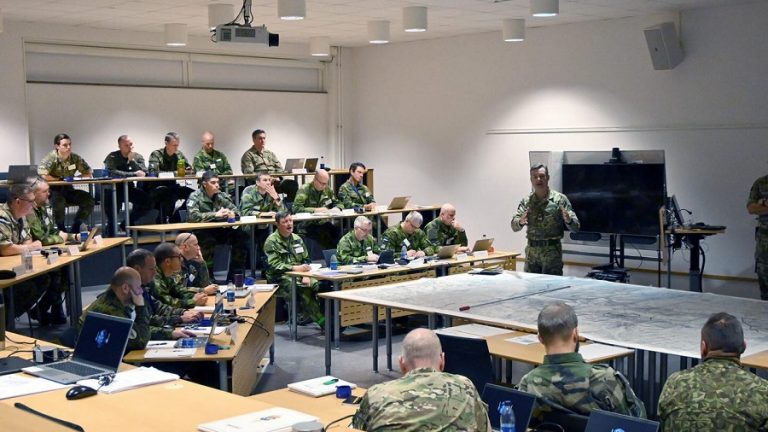 Swedish officers trained in NATO tactical planning