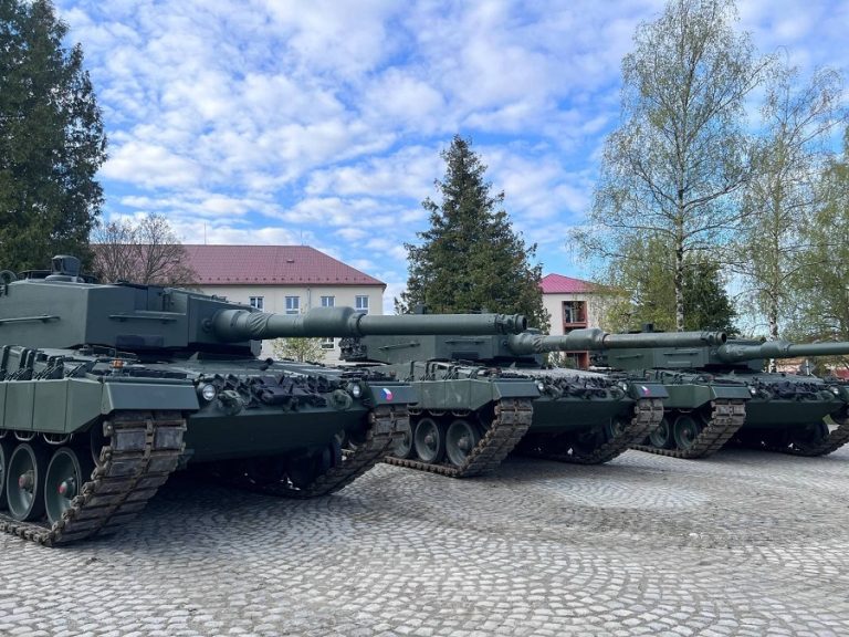 Germany delivered two more Leopard 2A4 tanks to the Czech Republic