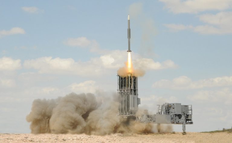 L3Harris showcases T7 robot with electronic warfare capabilities at ...