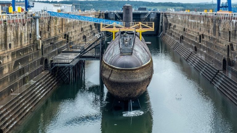 UK: final dismantling of HMS Swiftsure nuclear-powered attack submarine ...