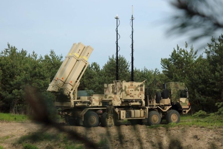 Diehl Defence: EUR 600 million order for IRIS-T SLM air defence system