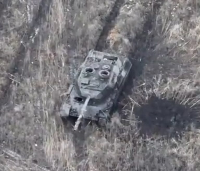 First Ukrainian Leopard 1A5 destroyed by Russian army - Defence ...