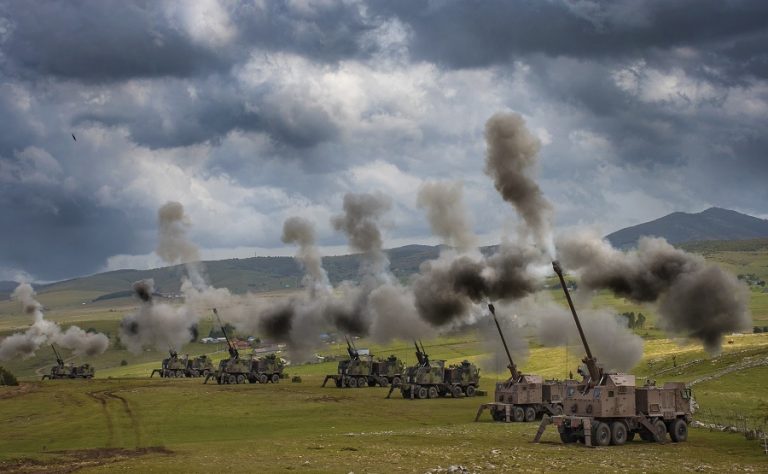 Nora B-52 artillery system demonstrates firepower at military training ...