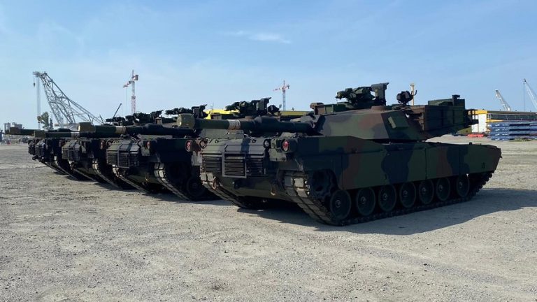 Ukraine adds explosive reactive armour, drone defences to M1A1 Abrams ...