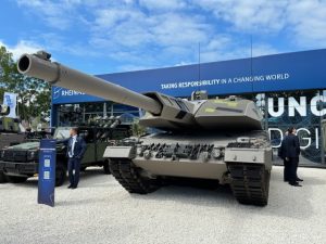 Italy to potentially purchase Panther tanks, Lynx combat vehicles from ...