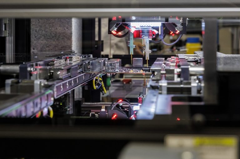 Raytheon unveils APG-82(V)X radar for F-15EX with greater range and no ...