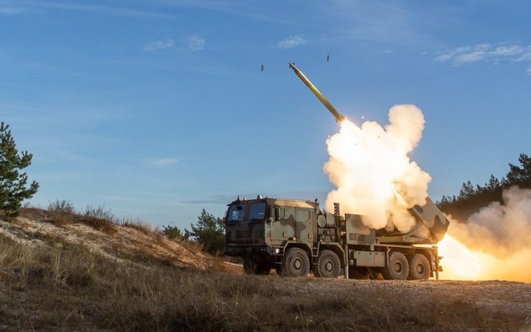 Polish Armed Forces conducts first test firing with Homar-K rocket ...