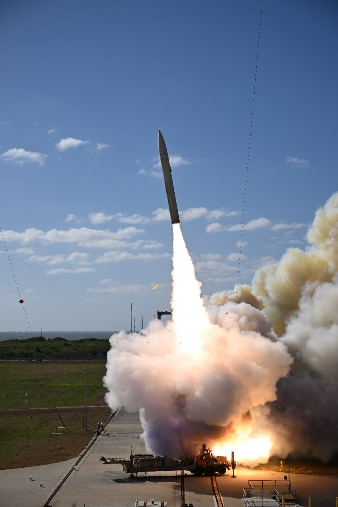 U.S. Army and Navy achieve milestone in hypersonic missile development ...