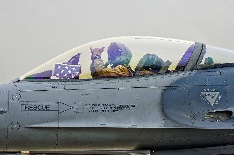 Thales to supply advanced Scorpion helmet displays for U.S. Air Force F ...