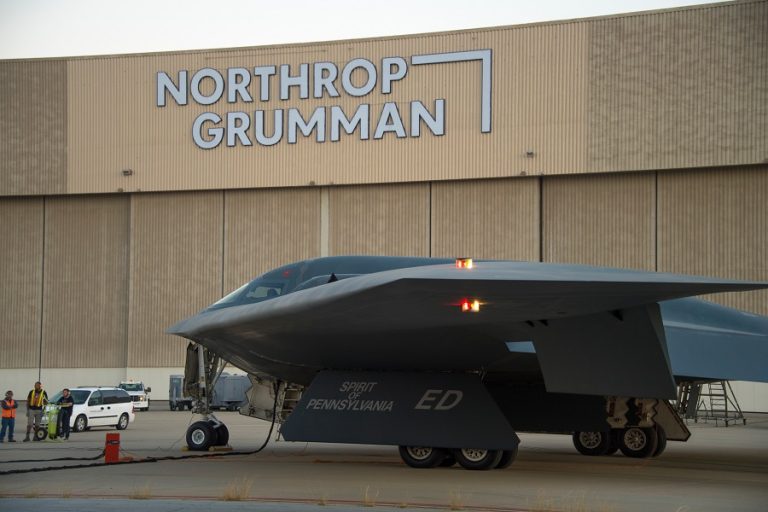 Northrop Grumman B-2 Spirit strategic bomber: evolving with agility [VIDEO]