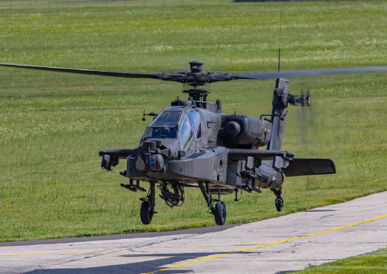 Polish Armed Forces conduct first training flight with AH-64D Apache ...