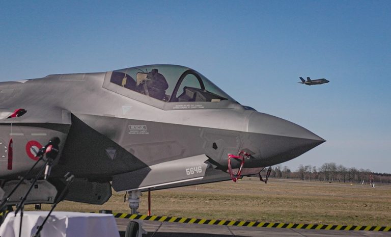 Denmark strengthens NATO’s eastern flank with F-35 fighters and frigate after airspace breach