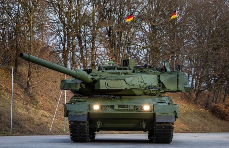 KNDS rolls out first Leopard 2A8 main battle tanks for Germany and ...